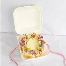 Wild Crown Bento Boucake - Online Gift Delivery - Philippines Online ...