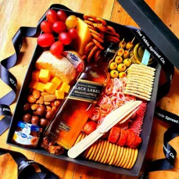 Medium Graze Box with Black Label 375ml. - Potico.ph | Gifts For Any ...