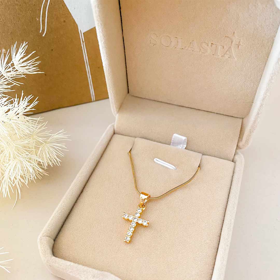 The Clara Necklace for Sale Philippines | FlowerStore.ph - FlowerStore ...
