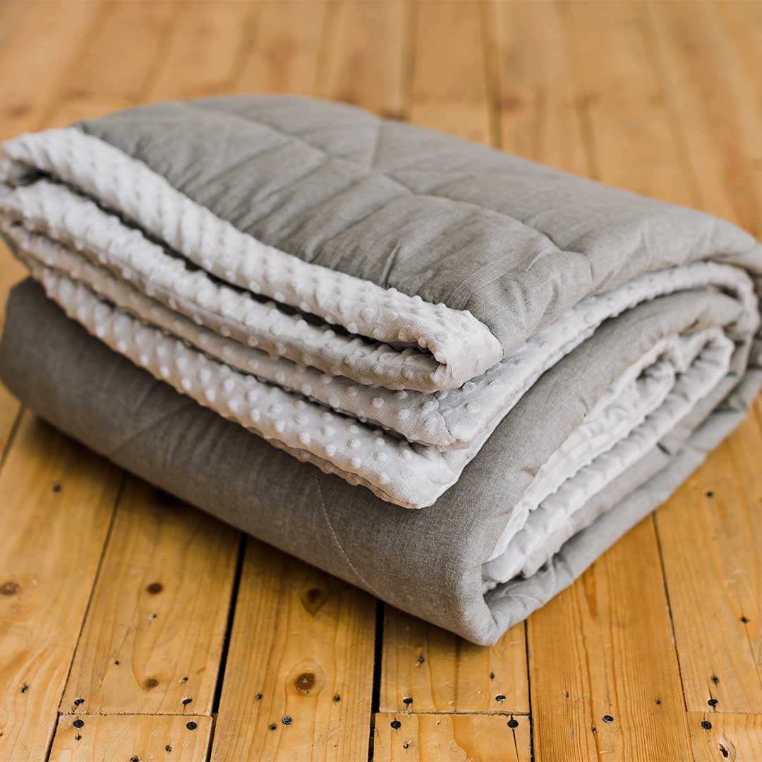 Fluffy Blanket Set in Ash - Potico.ph | Gifts For Any Occasion Fluffy Blanket Set in Ash - Potico.ph | Gifts For Any Occasion