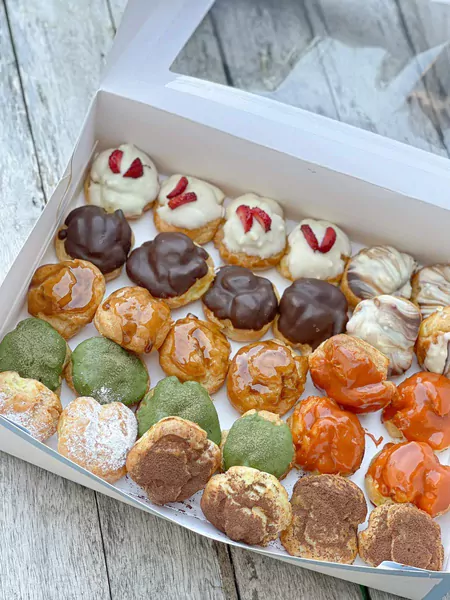 Cream Puff Party Pack - Online Gift Delivery - Philippines Online ...