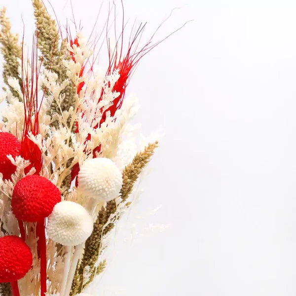 Enchanted Red - Online Gift Delivery - Philippines Online Flowers ...