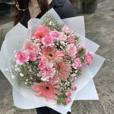 Pinky Punchy | Online gift Delivery | Flower delivery service | Free ...