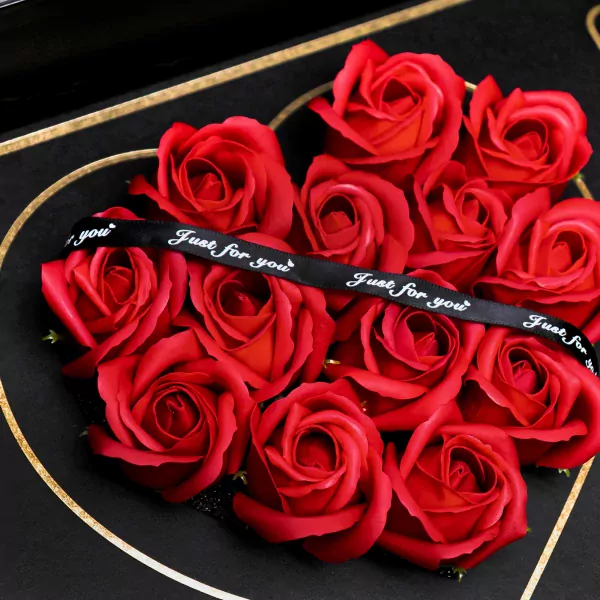 Deep Love Box | Online gift Delivery | Flower delivery service | Free ...