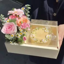 Set Hoa Tươi Và Bánh Kem Golden Sweetie - Potico.vn | Hoa Tươi Giao ...
